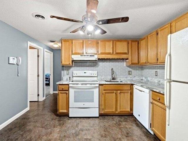 condo with 2 bedroom, Tewksbury MA ES104852046