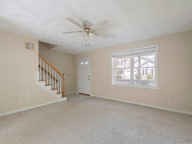 condo with 2 bedroom, Tewksbury MA ES105113711