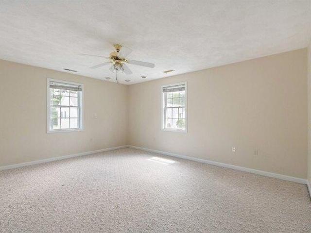 condo with 2 bedroom, Tewksbury MA ES105192954
