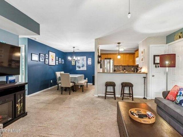 condo with 2 bedroom, Tinton Falls NJ ES105189823