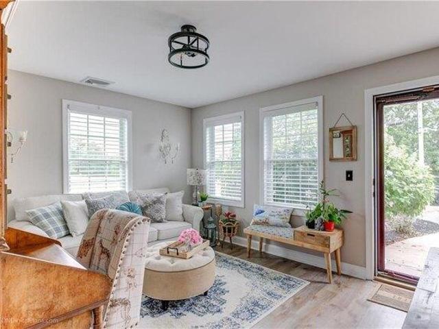 condo with 2 bedroom, Tiverton RI DS102155192
