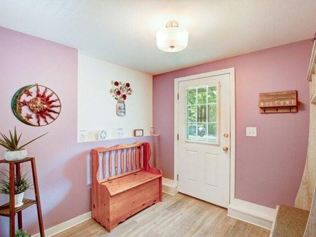 condo with 2 bedroom, Townsend MA ES103220140