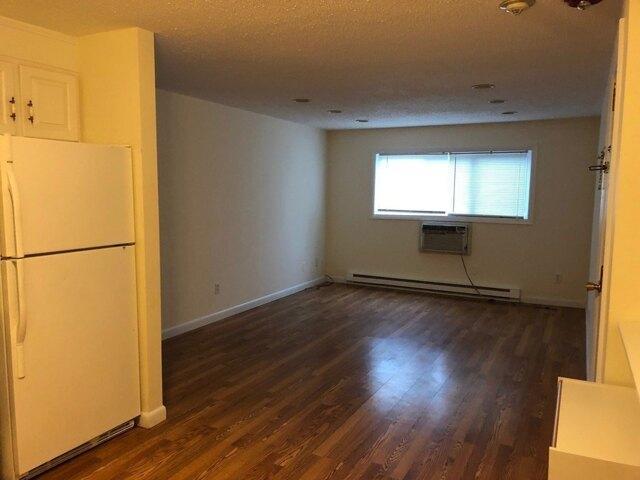 condo with 2 bedroom, Townsend MA ES104263909
