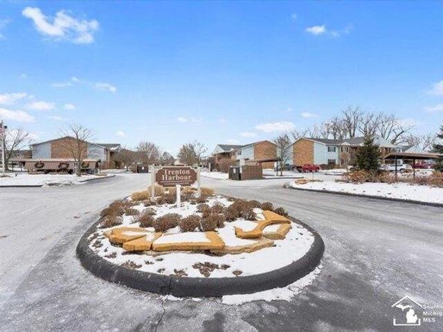 condo with 2 bedroom, Trenton MI DS88099568