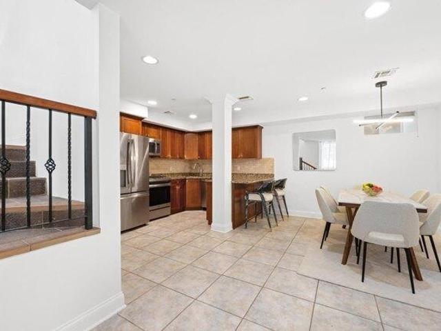 condo with 2 bedroom, Union City NJ DS103187161