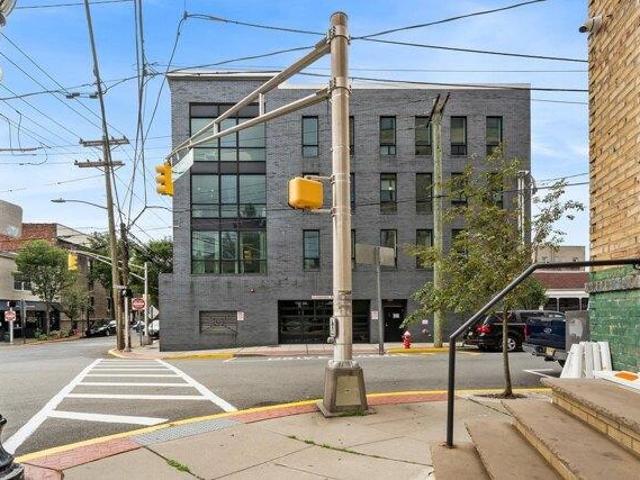 condo with 2 bedroom, Union City NJ ES104189270