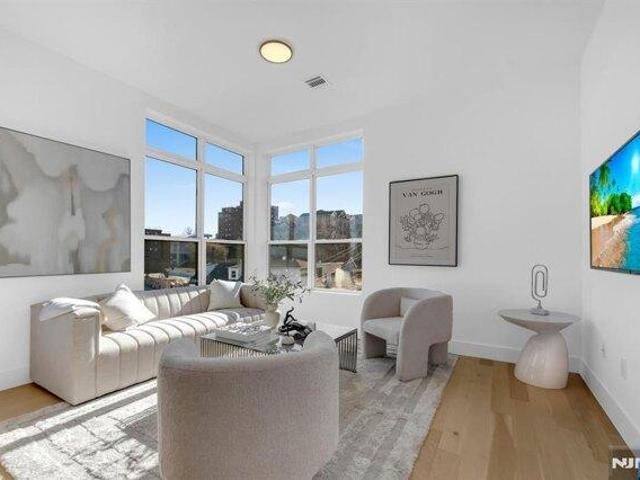 condo with 2 bedroom, Union City NJ ES104263922