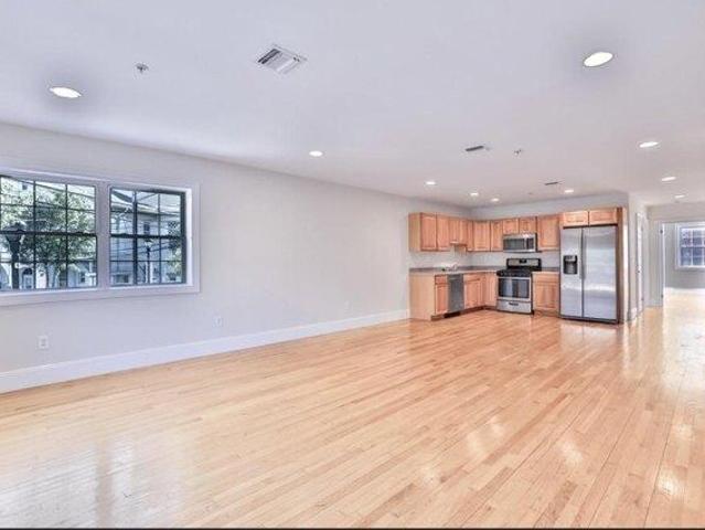 condo with 2 bedroom, Union City NJ ES104758376