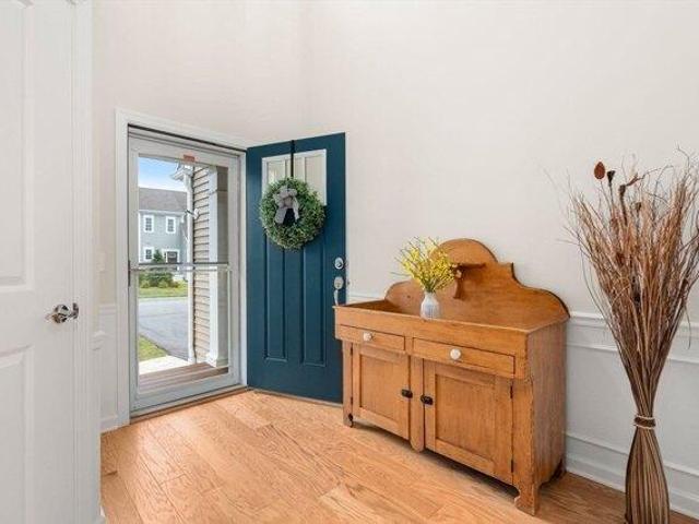 condo with 2 bedroom, Upton MA ES104851658