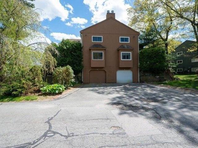 condo with 2 bedroom, Uxbridge MA DS102344899