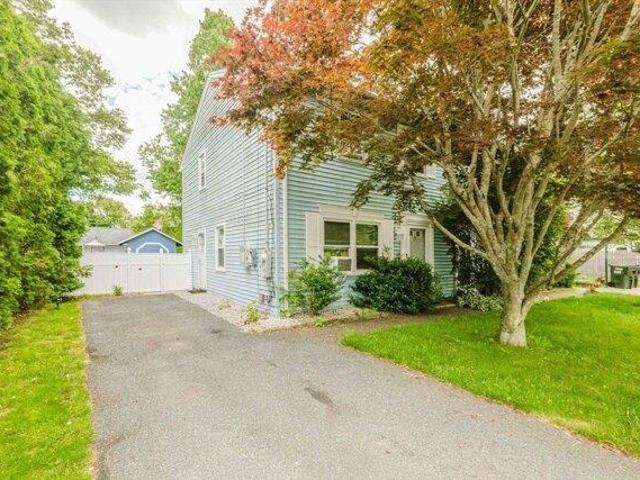 condo with 2 bedroom, Uxbridge MA DS103440263