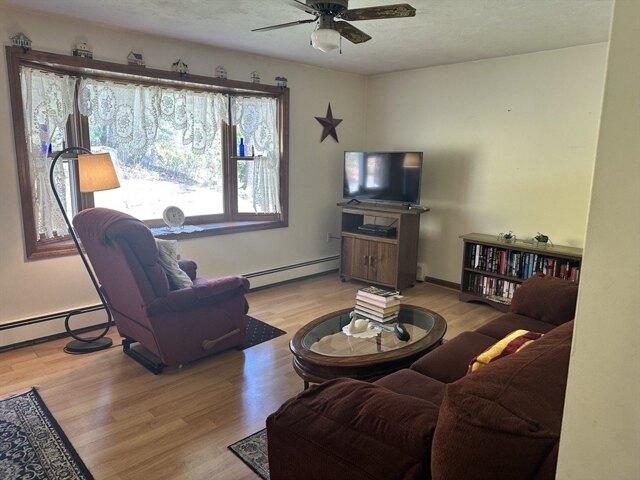 condo with 2 bedroom, Uxbridge MA ES103588392