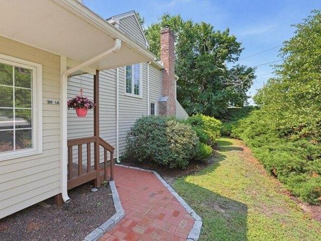condo with 2 bedroom, Uxbridge MA ES105040825