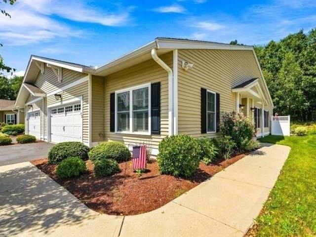 condo with 2 bedroom, Uxbridge MA ES105105613