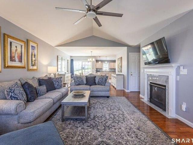 condo with 2 bedroom, Vernon CT DS103187881