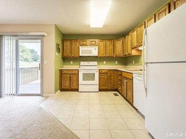 condo with 2 bedroom, Vernon CT DS104235608