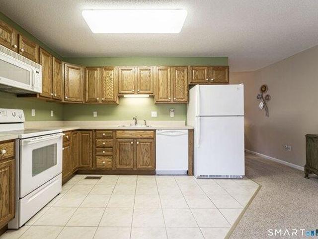 condo with 2 bedroom, Vernon CT ES103432882