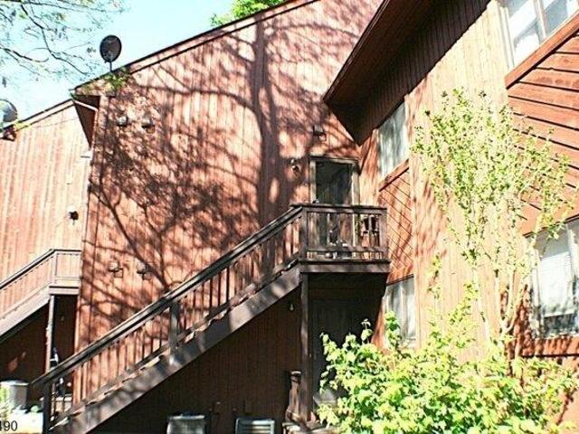 condo with 2 bedroom, Vernon NJ DLS102564579