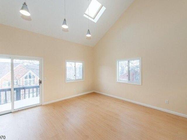 condo with 2 bedroom, Vernon NJ DLS102728237