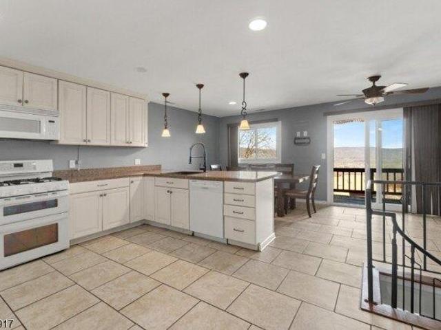 condo with 2 bedroom, Vernon NJ DS102775735