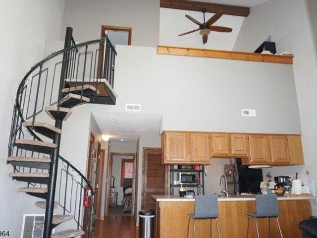 condo with 2 bedroom, Vernon NJ DS102254403