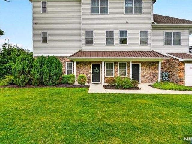 condo with 2 bedroom, Wanaque NJ DLS102761382