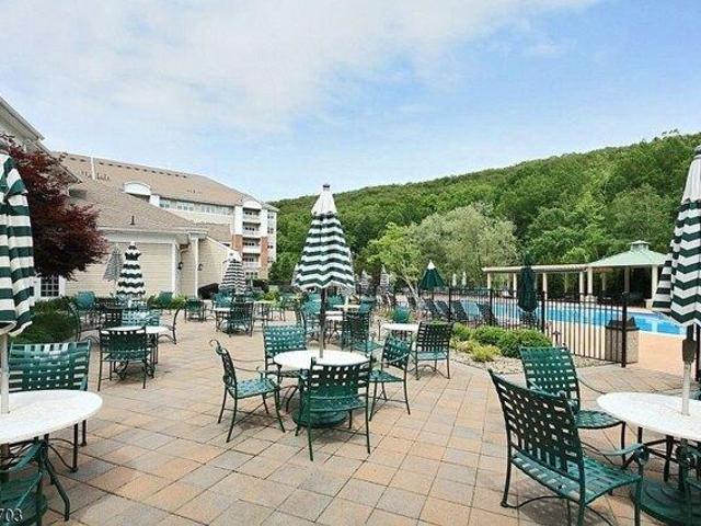 condo with 2 bedroom, Wanaque NJ ES104410978