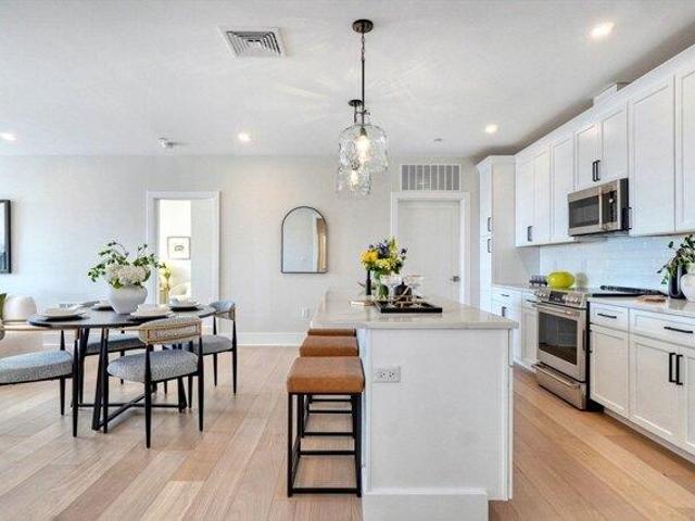 condo with 2 bedroom, Wakefield MA DS103100418