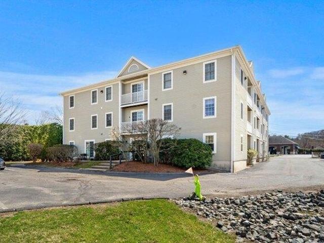 condo with 2 bedroom, Wakefield MA ES103494383