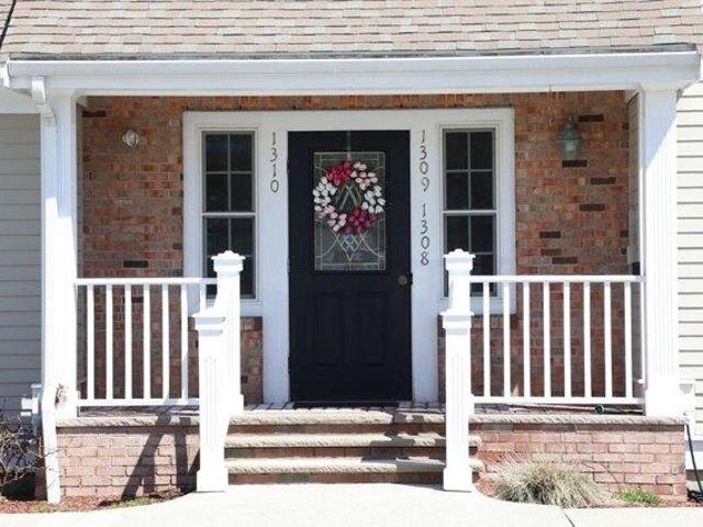 condo with 2 bedroom, Wakefield MA ES103036457