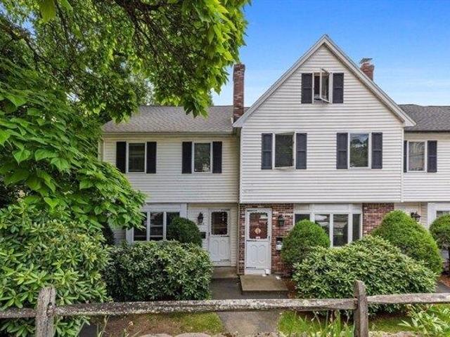 condo with 2 bedroom, Wakefield MA ES103128088
