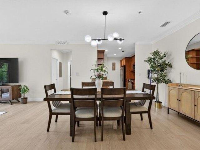 condo with 2 bedroom, Wakefield MA ES104446000