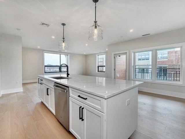 condo with 2 bedroom, Wakefield MA ES104480976