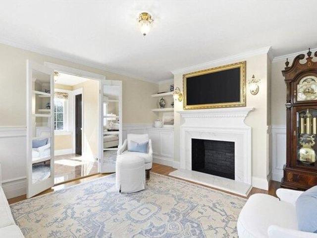 condo with 2 bedroom, Wakefield MA ES104608401