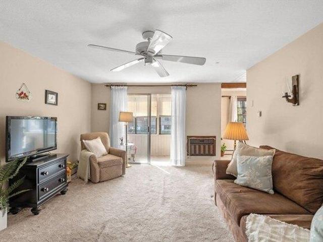 condo with 2 bedroom, Wakefield MA ES105082411