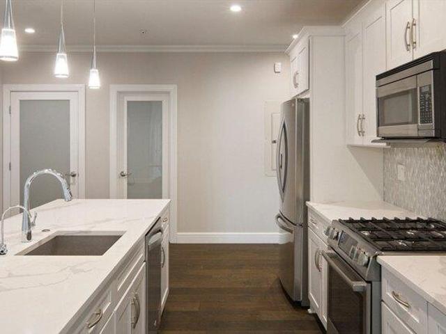 condo with 2 bedroom, Wakefield MA ES105155822