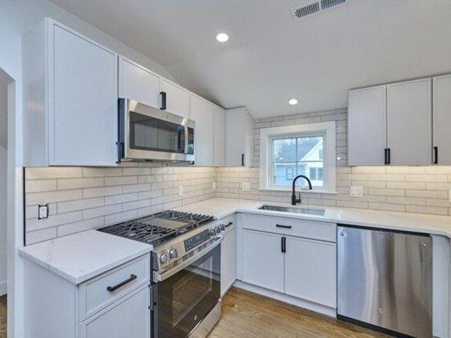 condo with 2 bedroom, Waltham MA ES104328848