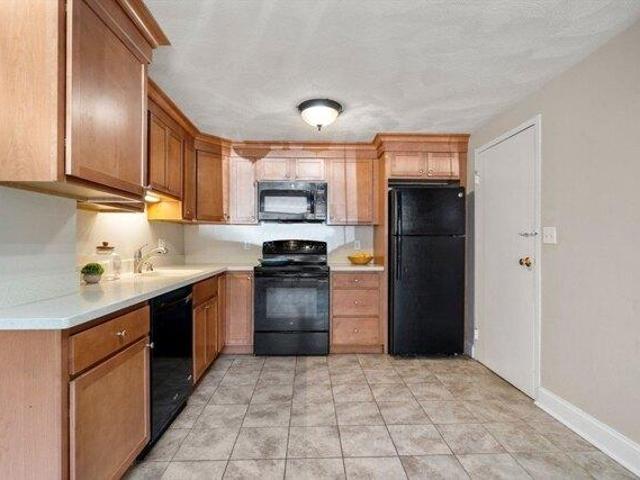 condo with 2 bedroom, Waltham MA ES105081078