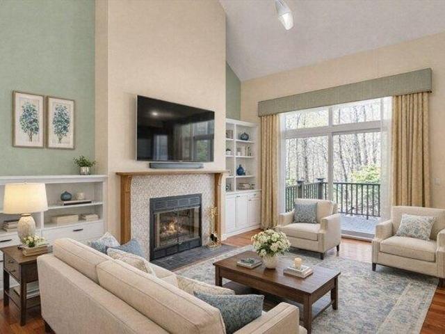 condo with 2 bedroom, Waltham MA ES103102050