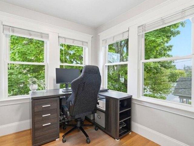 condo with 2 bedroom, Waltham MA ES103127537