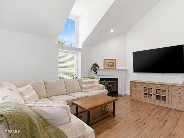 condo with 2 bedroom, Wall NJ ES105207941