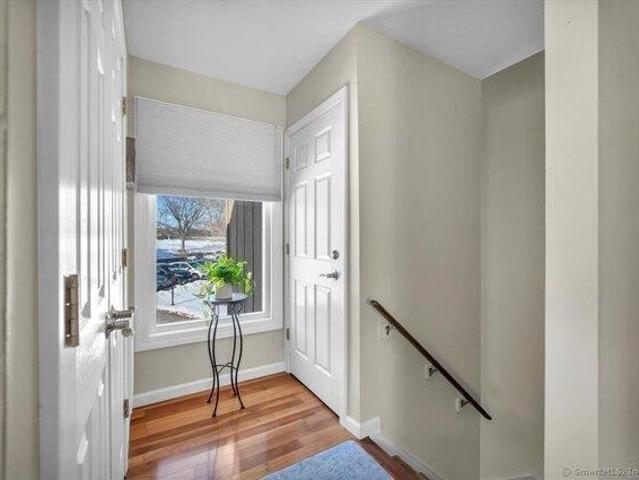 condo with 2 bedroom, Wallingford CT DS102566451
