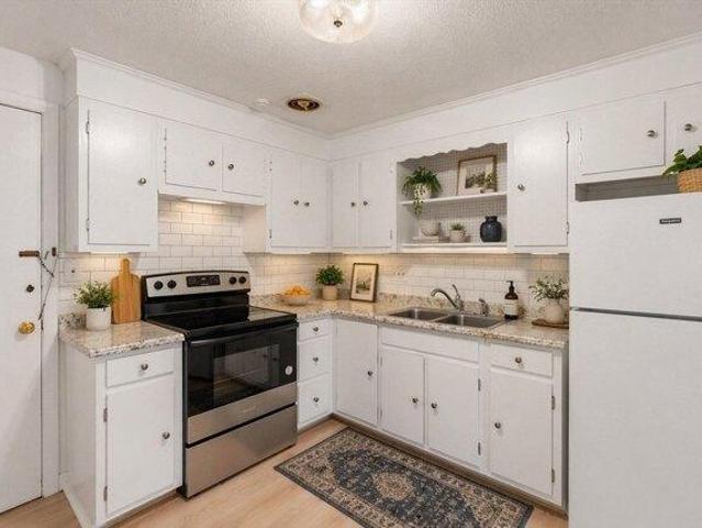 condo with 2 bedroom, Walpole MA DLS103019588