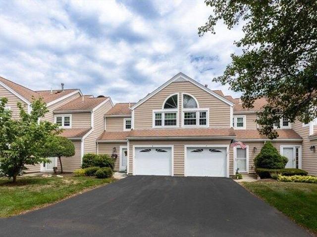 condo with 2 bedroom, Walpole MA ES104791337