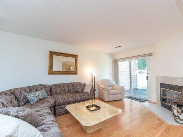 condo with 2 bedroom, Walpole MA ES104791555