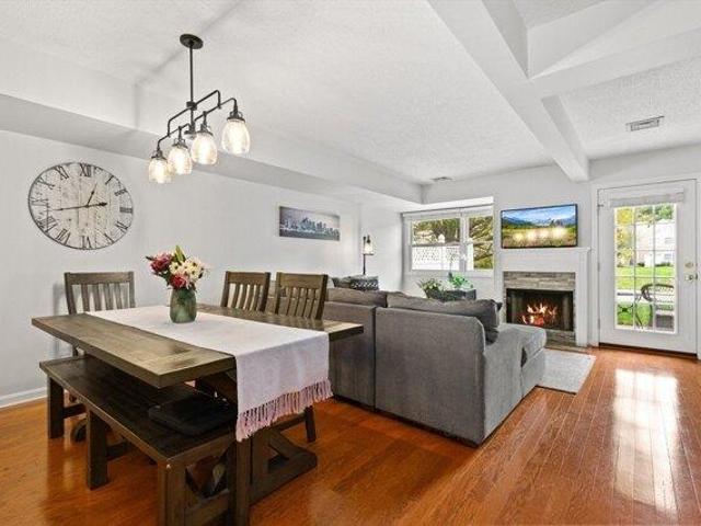 condo with 2 bedroom, Walpole MA ES103809731