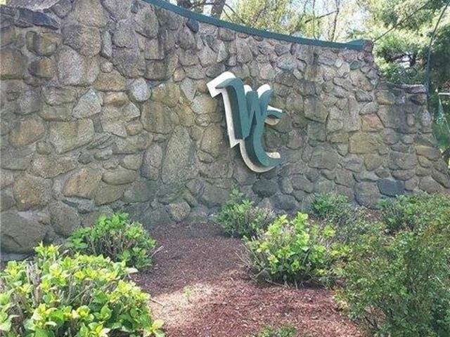 condo with 2 bedroom, Warwick RI DS102861010