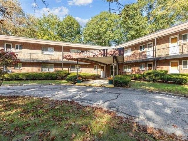 condo with 2 bedroom, Warwick RI DS103019234