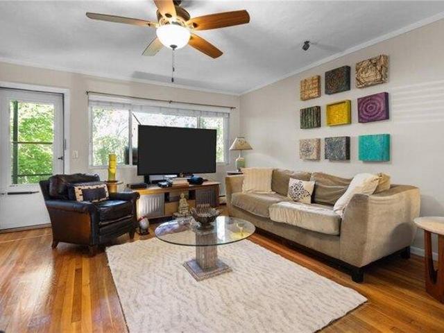 condo with 2 bedroom, Warwick RI ES103019234