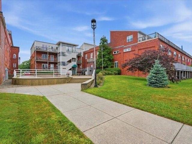 condo with 2 bedroom, Wareham MA ES104188262
